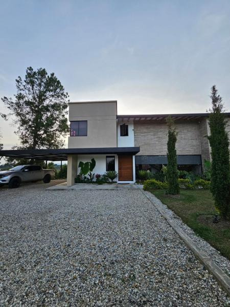 Finca De Lujo En Rionegro -30 Min Airport -1 Hr Guatapé - Marinilla