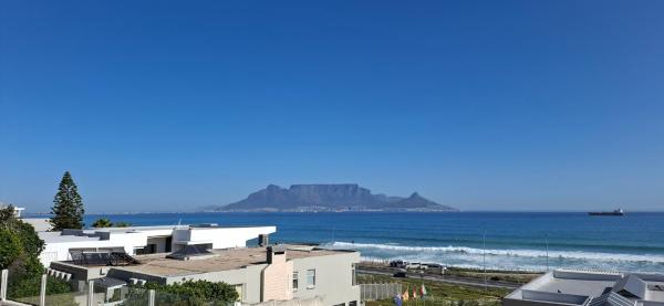2whitewaters Bloubergstrand Homestay - Parklands