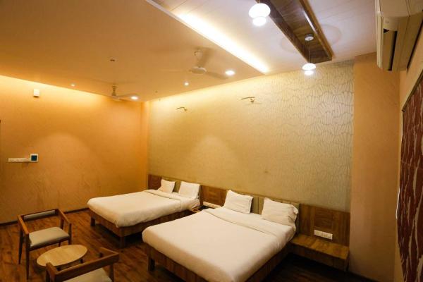 Hotel O Troventa Inn - Surat