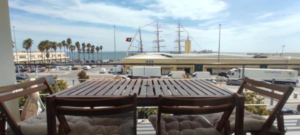 Apartamento Na Marina Com Vista 180º Junto à Praia - Setúbal