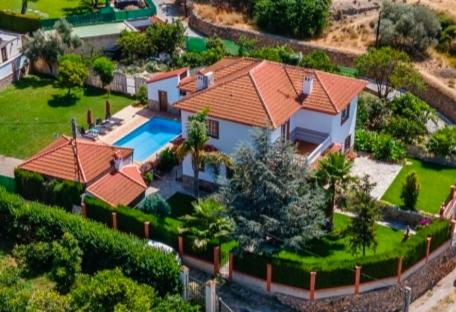 Casa Rural Las Cuatro Flores - Lanjarón