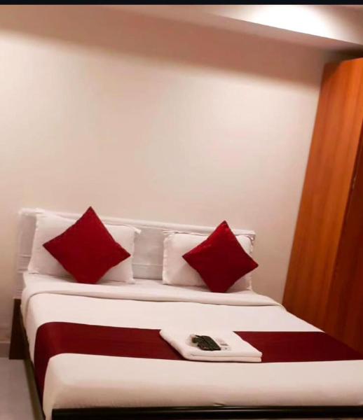 Red House Hostels - Mumbai