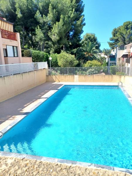 Nice Apartment With Pool - Near The Beach - Bandol