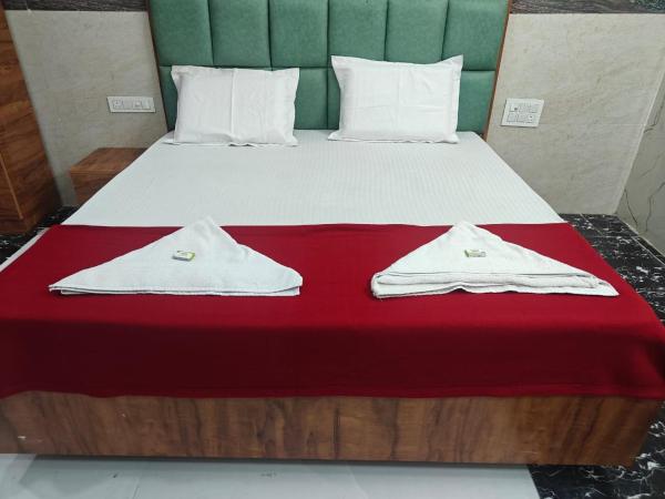 Chinnis Guest Inn - Nellore