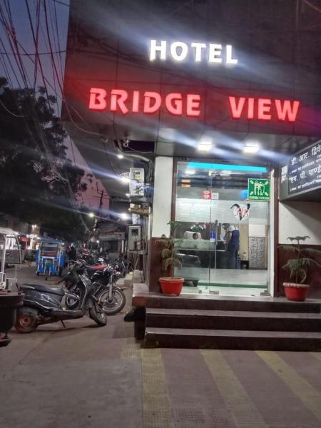 Hotel Bridge View - Kanpur