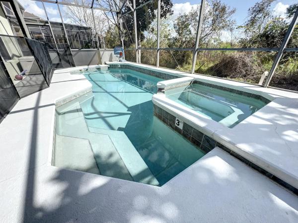 Palace Retreat - Davenport