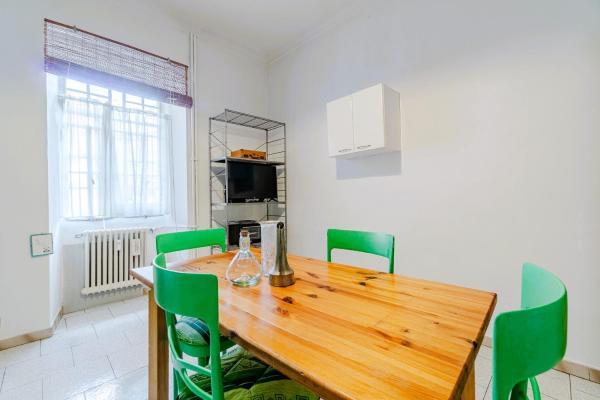 Guesthost - Piazza Vittorio Veneto Apartment Turin - Turim