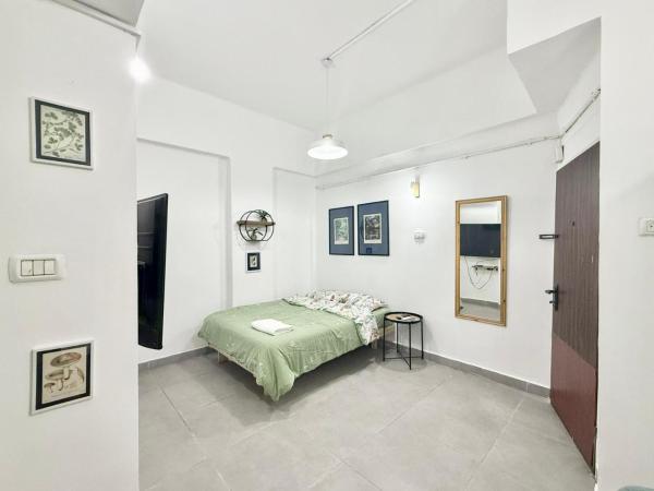 Dotan's Place By The Beach! - Tel Aviv