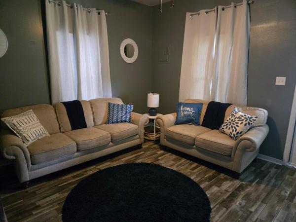 Charmed Getaway - Bay City, TX