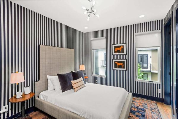 Class At 8th & Argyle Elite Nashville Vacation Spot - Nashville, TN