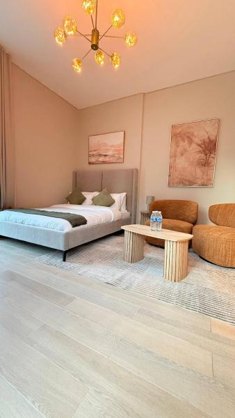 Prestigious Studio Yas Island F1 & Etihad Arena - Aéroport d'Abou Dabi (AUH)