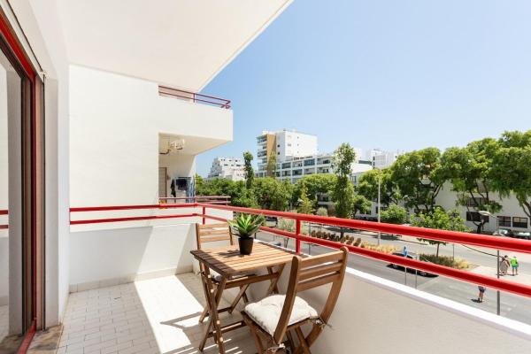 Sunnyquarters Walktobeach 2br Ac - Almancil