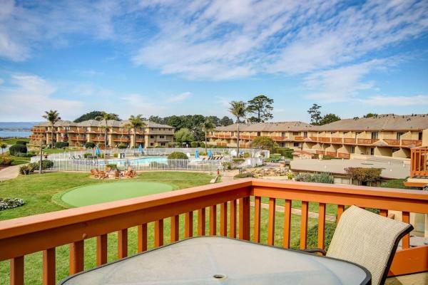 South Bluff Beauty Ocean Views Galore 2 Bedroom - Santa Cruz, CA