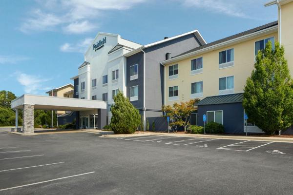 Fairfield Inn And Suites By Marriott South Boston - South Boston, VA