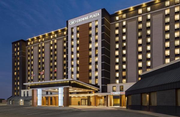 Crowne Plaza Toronto Airport By Ihg - Toronto