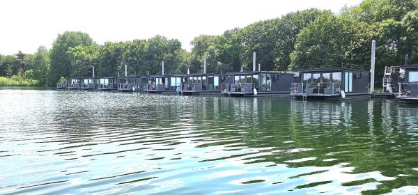 Houseboat Marina Mookerplas Aan Het Water | 4 - 6 Personen - Kranenburg