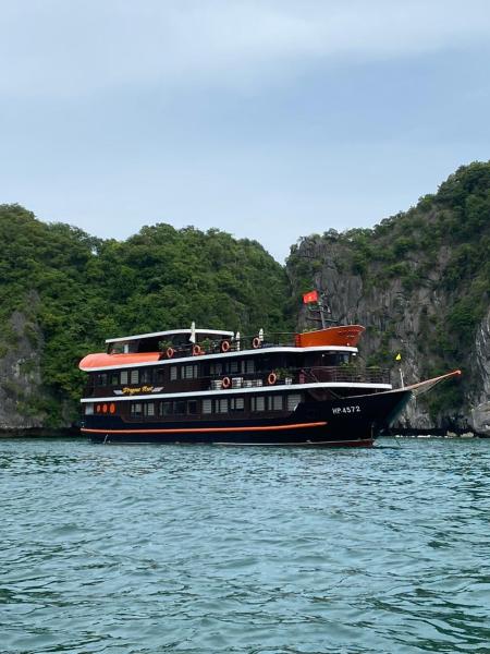 Cat Ba Ocean Cruise - Cat Ba