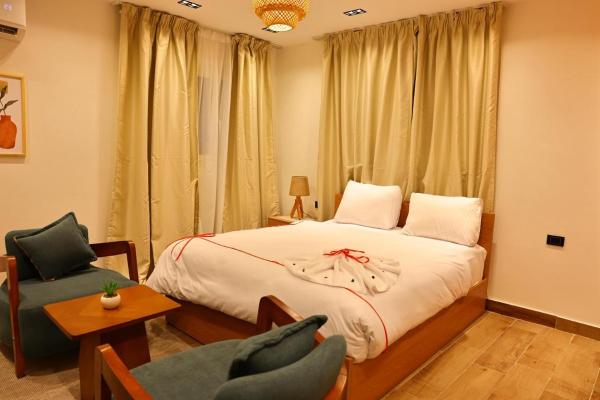 Oia Hotels - Giza