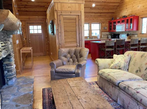 Ruby Cabin At Splendor Mountain - Lake Tugalo, SC