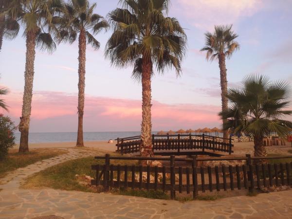 Apartamento En Torremolinos Auxi Y Emilio - Torremolinos