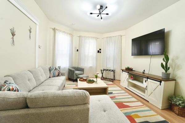 Cozy 4bd2ba Near Boston-encore-t-station And Diners - West End - Boston