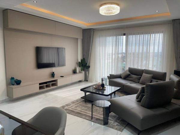 City Stay Two Bedroom Apartment With Rooftop Pool - Accra