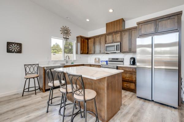 Lincoln City Vacation Home Near Beaches And Casinos - Lincoln City, OR