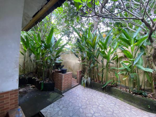 Oyo 94783 Wakasih Homestay - Klungkung