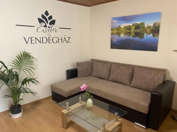 Eszter Vendeghaz - Hongrie