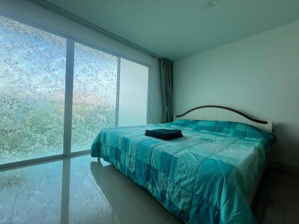 Bangsaray Beach Condo B220 บางเสร่ บีช - Rayong