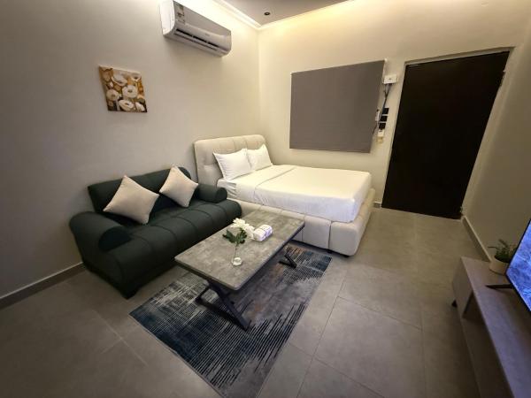 استديو انيق بدخول ذاتي - Riyadh