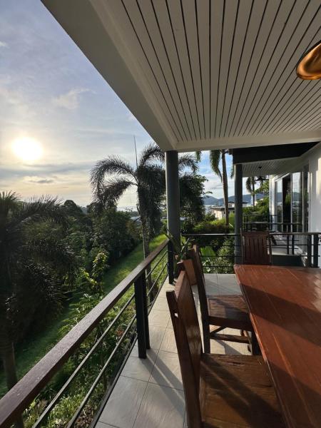 Quiet Seaview House 1 Bedroom Patong - Patong Beach