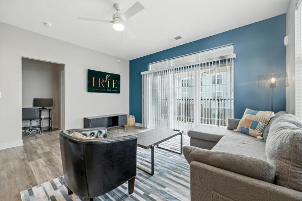 Irie Living Retreat Kg 2bd Gym Pool Brand New - Traders Point, IN