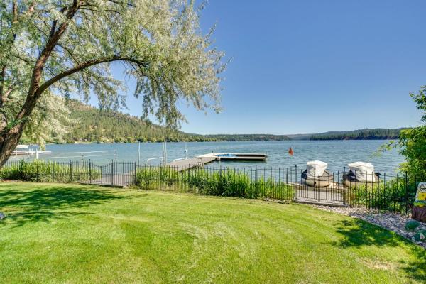 Waterfront Deck With Fire Pit Lake Spokane Gem! - Riverside State Park, Nine Mile Falls
