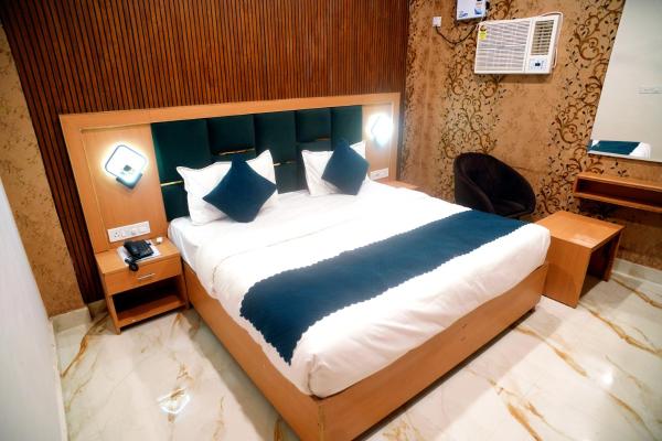 Hotel Divine 800m To Golden Temple - Amritsar, Hindistan