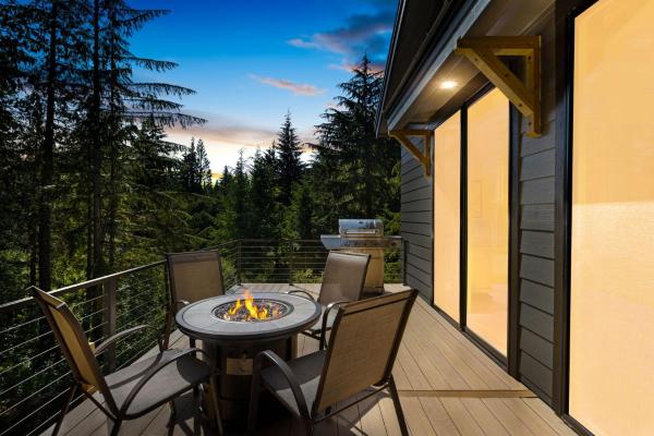 3 Br Sleep 8 Hot Tub Fire Pit Stunning Views - Government Camp, OR