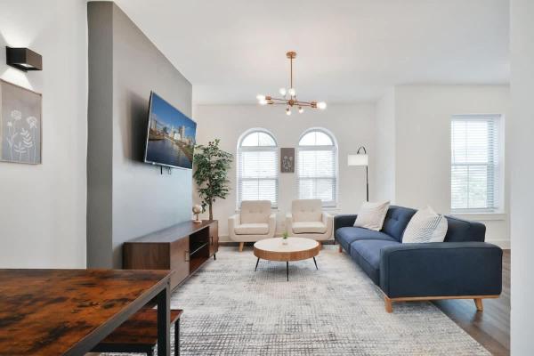 Contemporary Vintage Home Near Downtown - Columbus, OH