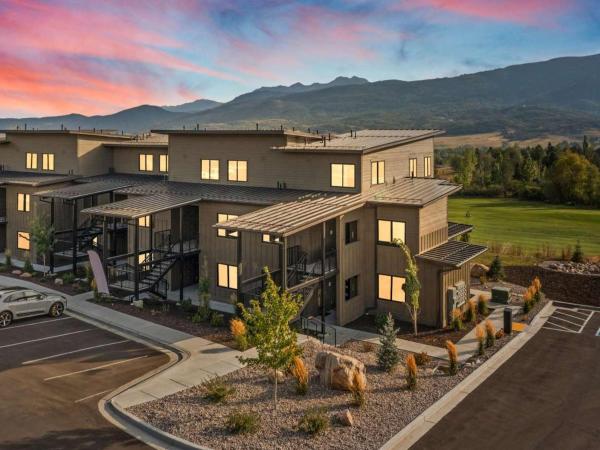 New Alpine Adventure Wolf Creek Golf Course Heart Eden - Ogden, UT