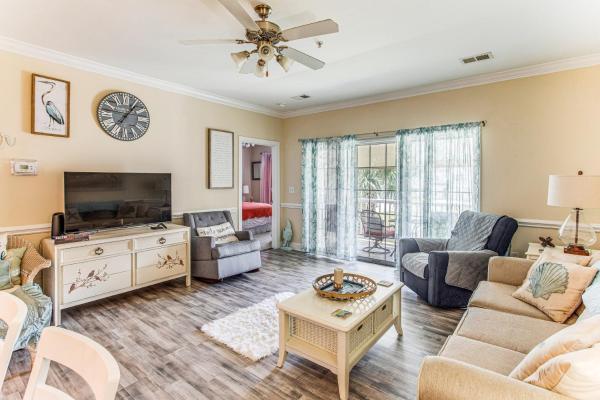 Relaxing Condo With Pool Near Beach And Casino - Little River, SC