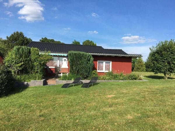 Holiday Home In Daun With Swimming Pool - Daun