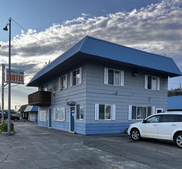 Royals Inn Motel - Montana