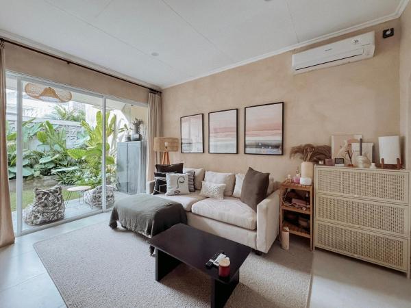 Cozy Aesthetic House With Garden In Canggu - Canggu