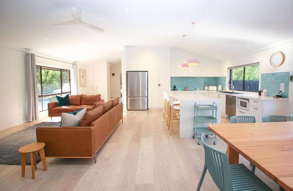 Platypus Bend - Bright