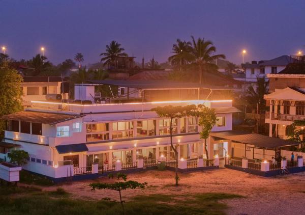 Alleppey Holiday Beach Resort By Voye Homes - Aleppey