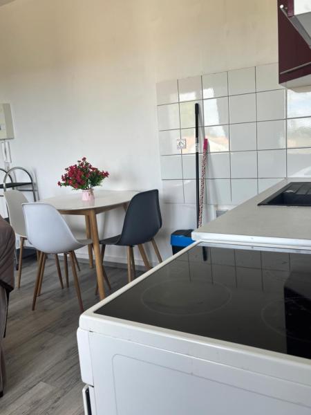 T2 4 Couchages 15 Minutes De Valras Plage 5 Minutes Du Centre Beziers - Béziers