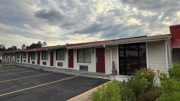 Executive Inn - Warner Robins, GA