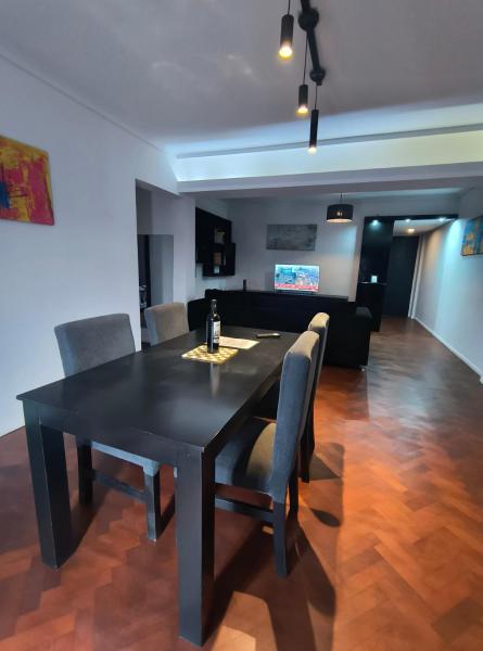 Bonito Apartamento Panoramico En Villa Crespo - San Martin, Argentina