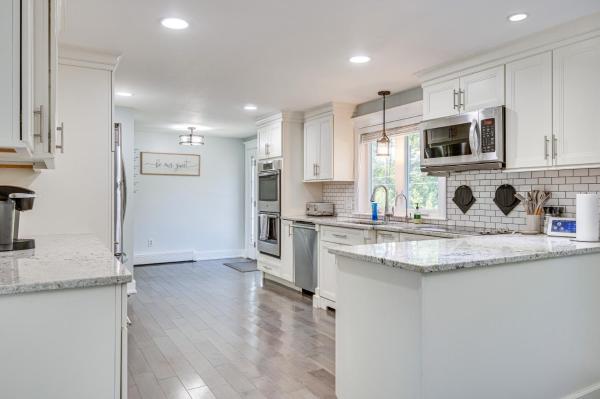 Golf, Hike And Explore Family Home In Pembroke! - Concord, NH