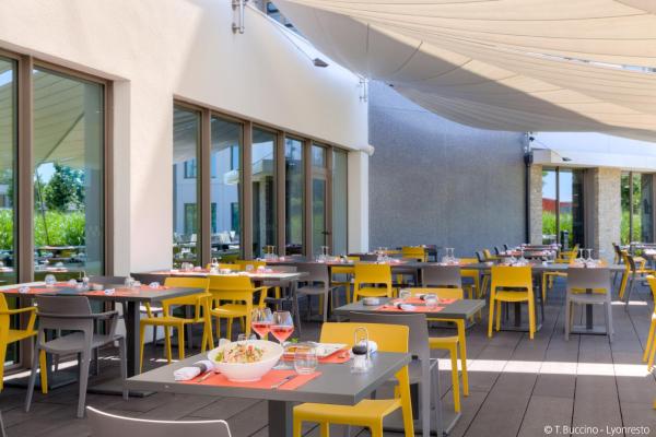 Hotel Parkest - Beynost