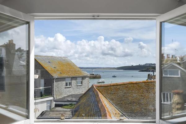 Cosy Fisherman's Cottage Seconds From Waterfront - St Ives